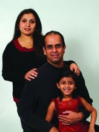 ADSENSE FOR YOUR BLOG: malayalam old actress sujithra famly photos