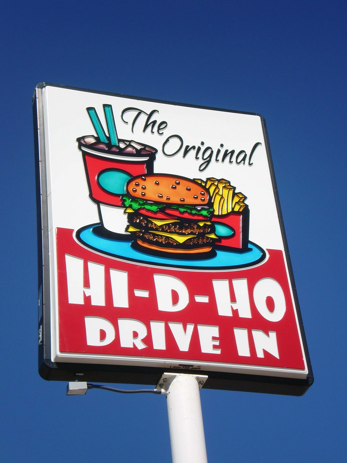 Elva Eats: Review: Hi-D-Ho Drive In - Alamogordo, New Mexico