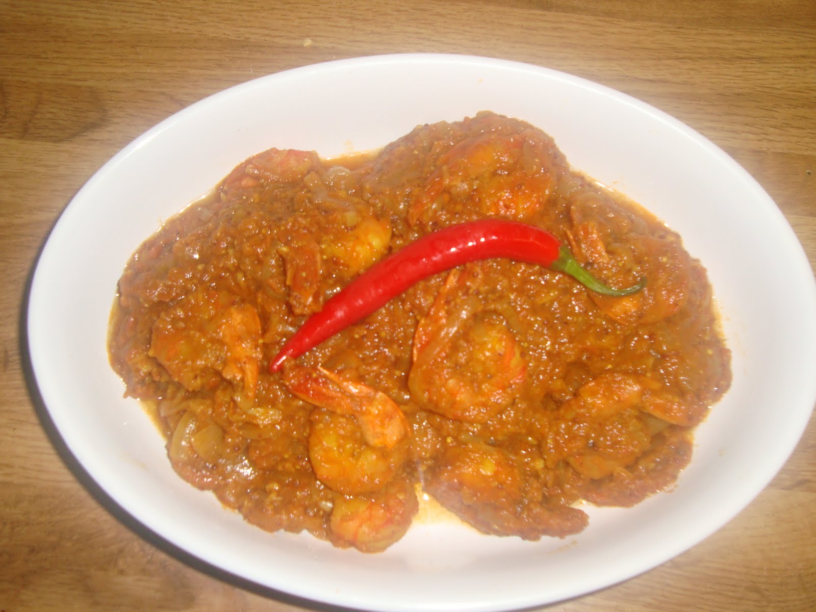 Exploring my Culinary skills: Prawns in spiced Indian sauce (a curry ...