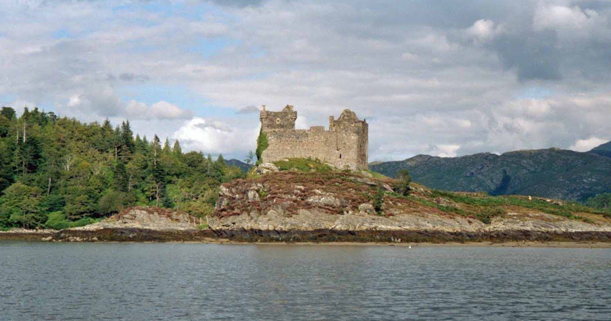 The castles, towers and fortified buildings of Cumbria: Castle Tioram ...