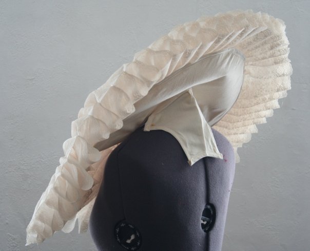 Zho Zho's Textile Adventures: Thinking about Ruffs again