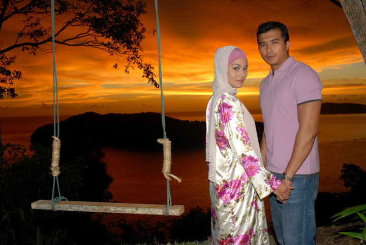 The Ordinary Fairytale: Ombak Rindu