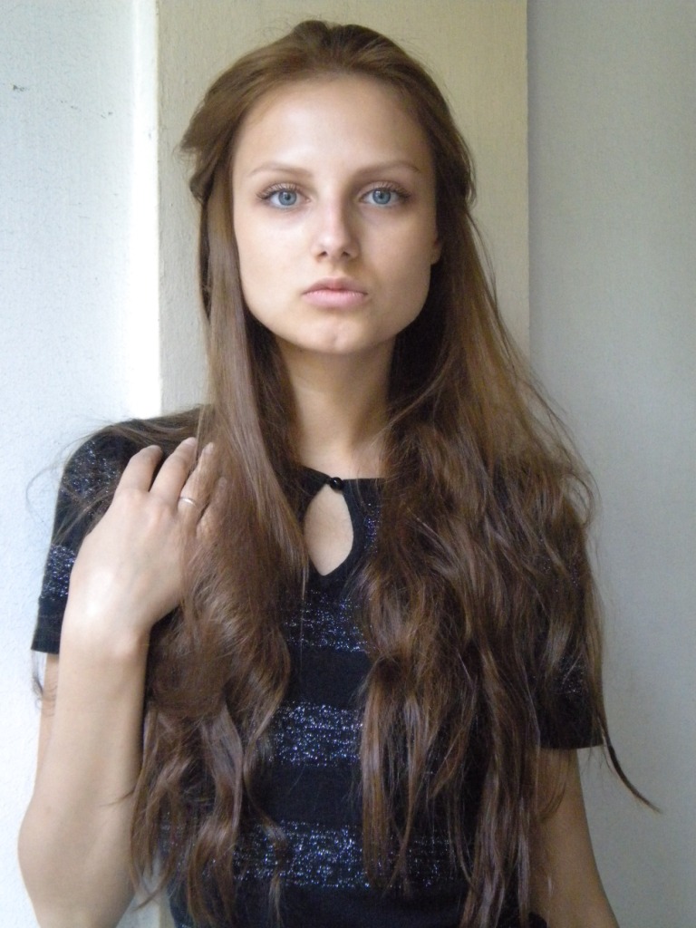 Csi Model Management Hanna S Latest Polaroids From Milan