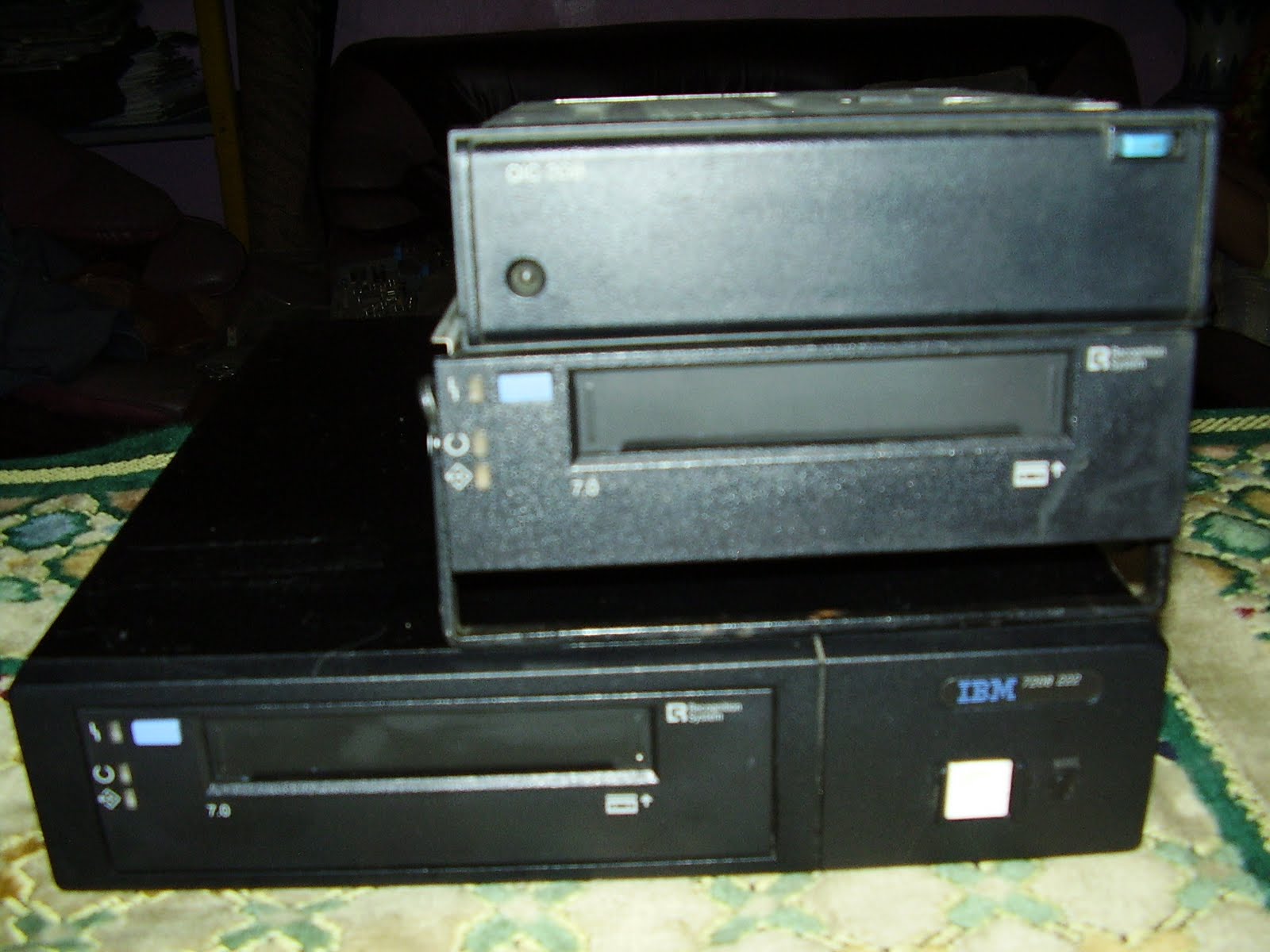 RINALDO COMPUTER: AS400, WORKSTATION DAN DUMB TERMINAL