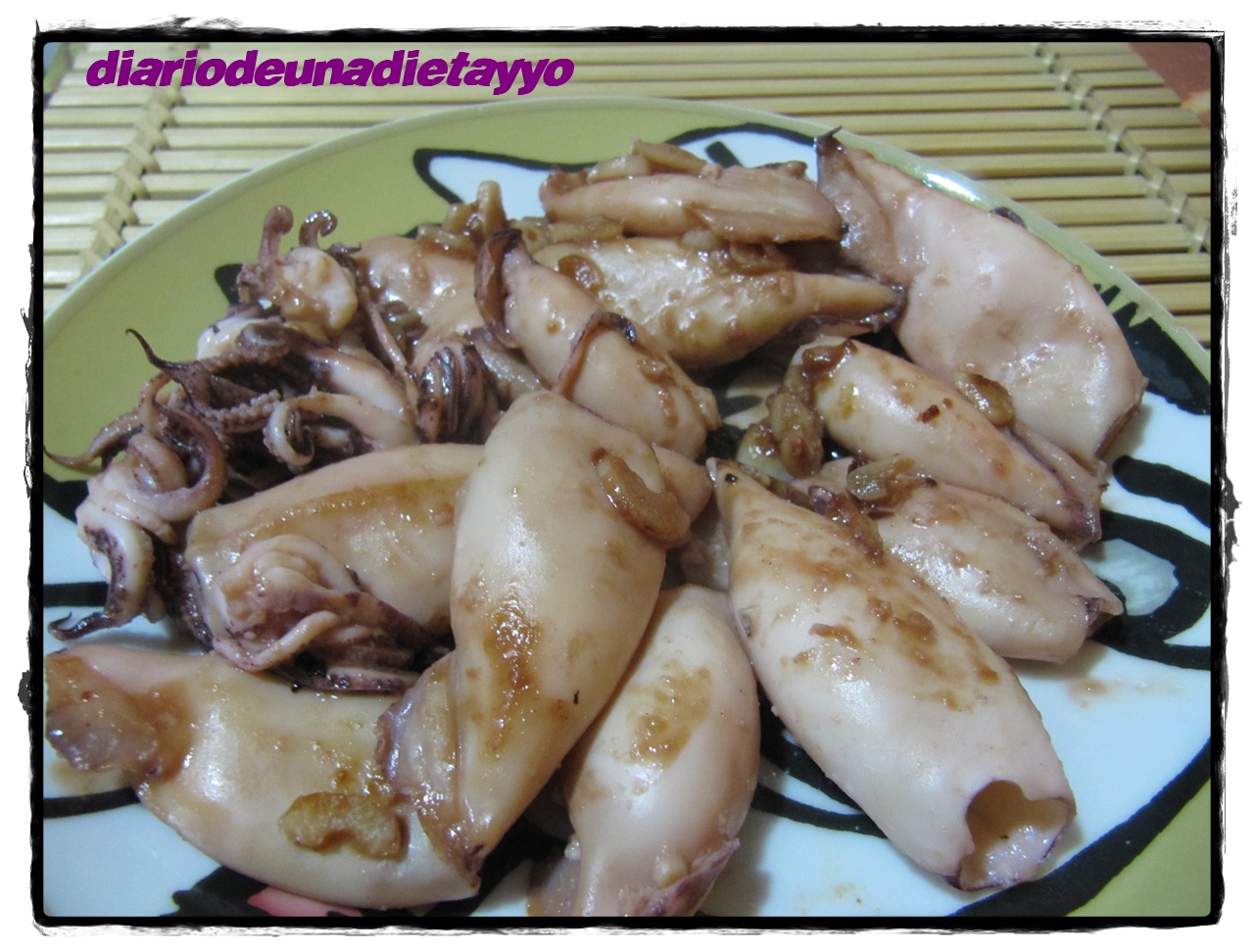 DIARIO DE UNA DIETA Y YO: TUBOS DE CALAMAR AL LIMÓN