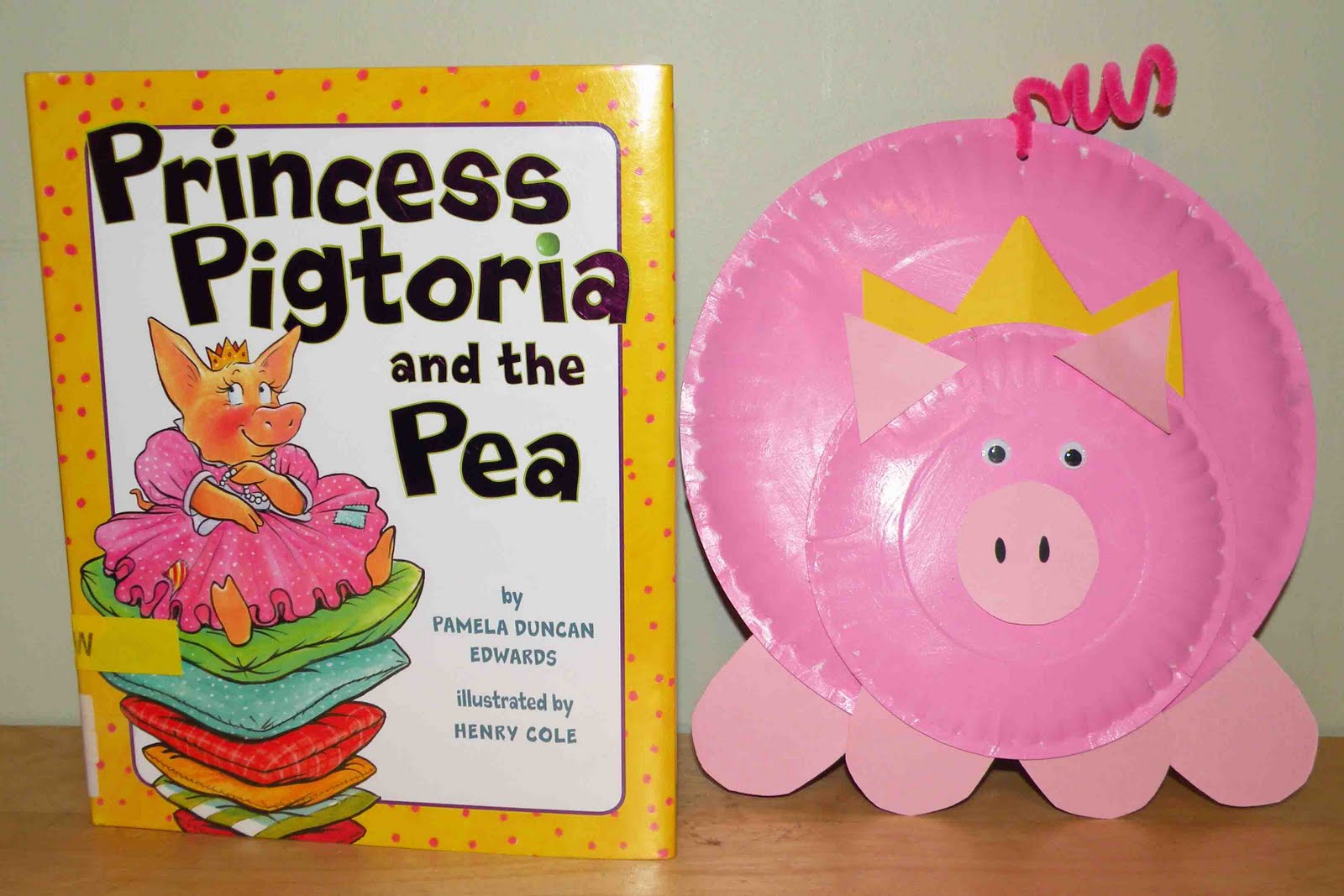 Katie's Nesting Spot: P is for Princess Pigtoria and the Pea