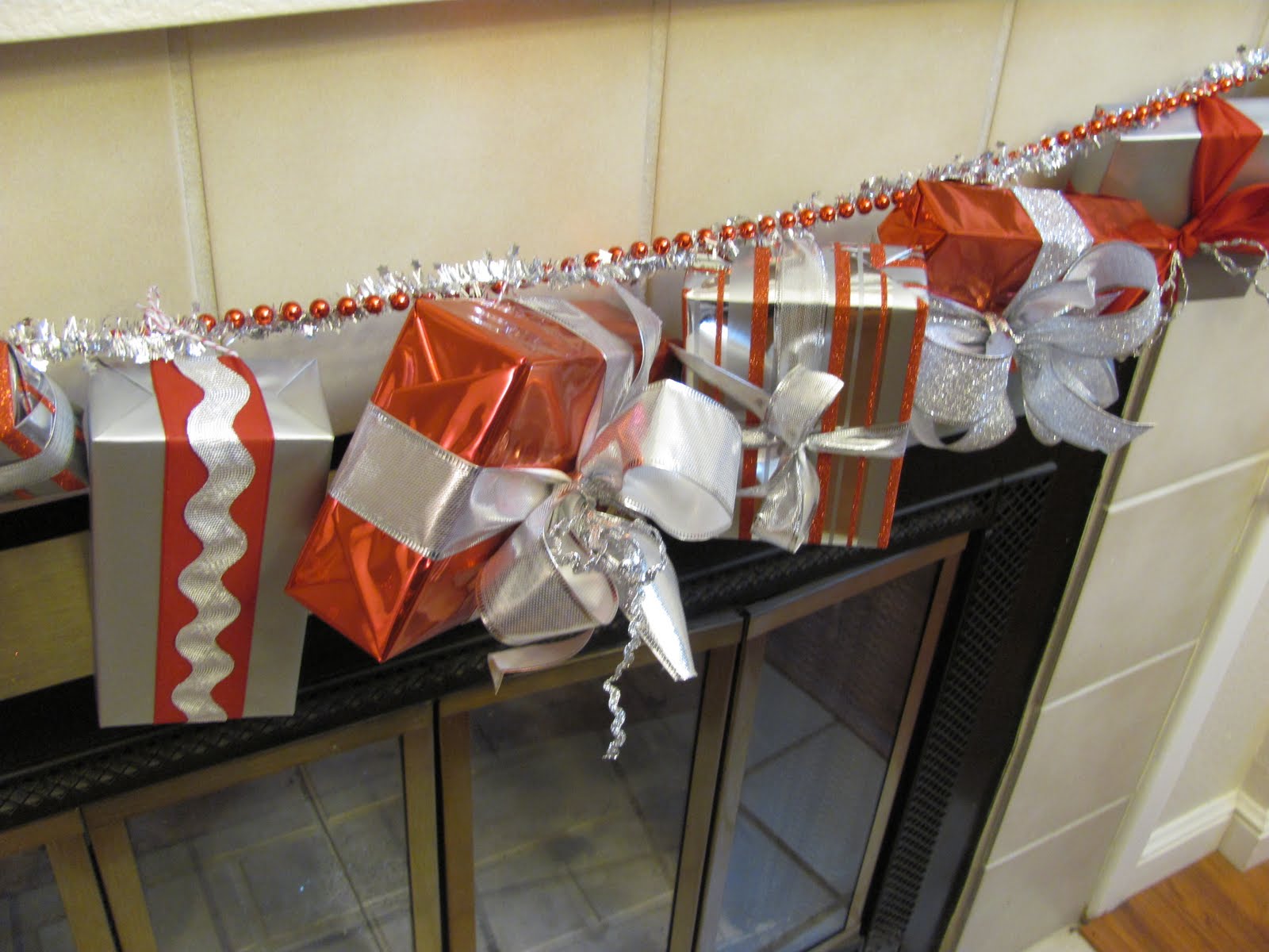 Little Nest Studio: My New Gift Garland