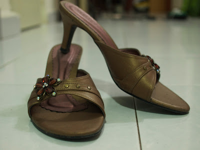 Pyjamas and Pre-loved Online: Julia Filio Paris Design shoes