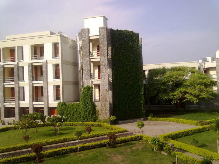 JAYPEE @ JUET GUNA: Jaypee GUNA CAMPUS