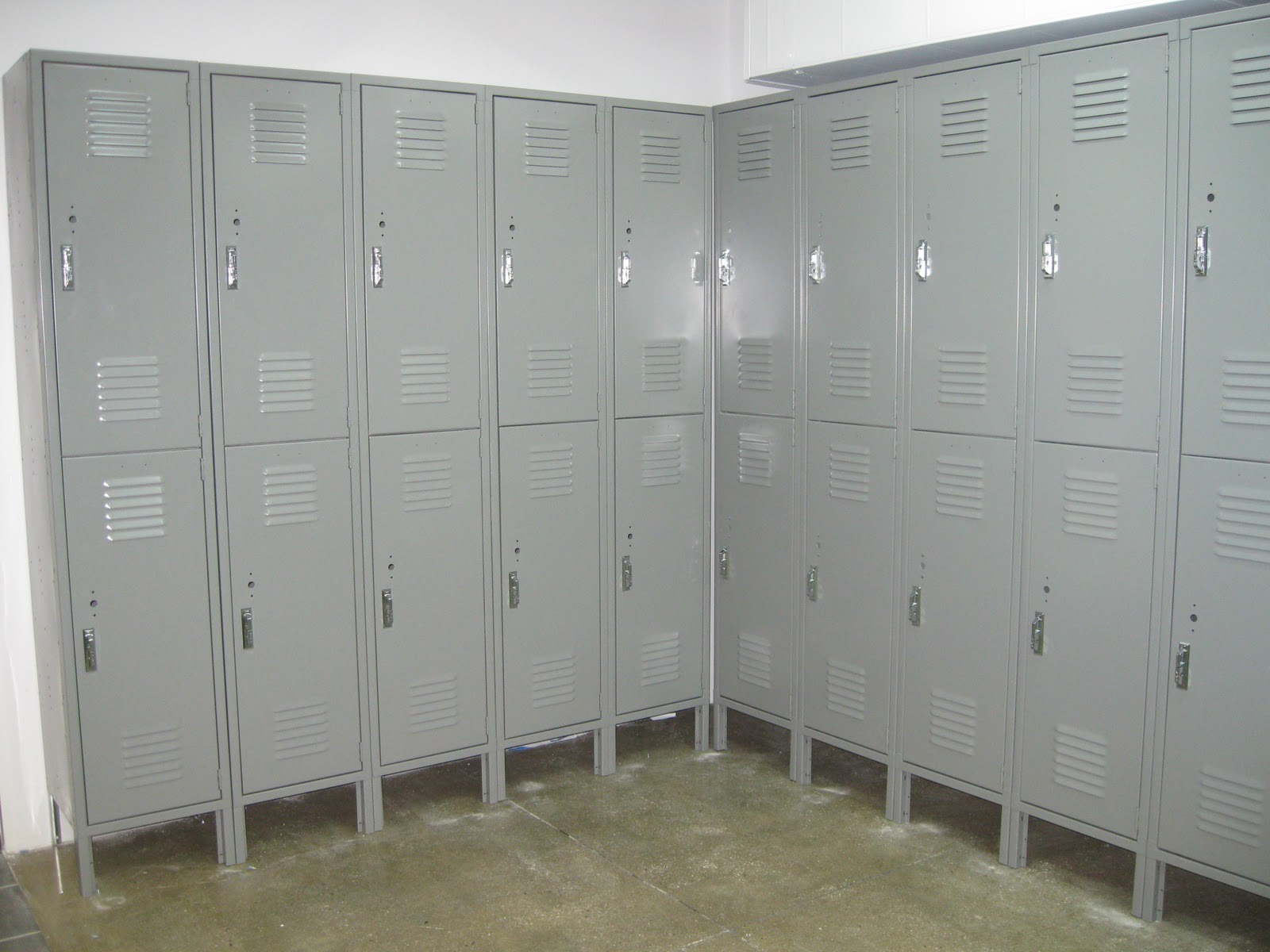 NYC LOCKERS | NYC LOCKERS AND BENCHES: MMA Lockers installed in NYC by ...