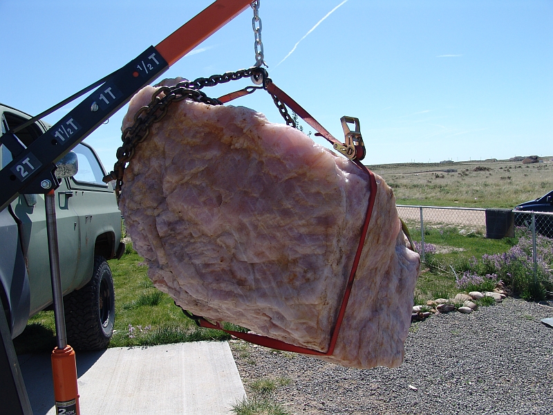 Colorado Earth Science: Blue and Rose Quartz: Nature's Special Colors