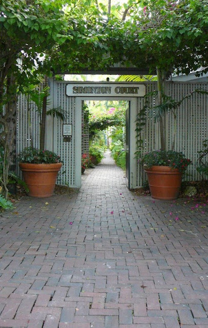 FOCAL POINT STYLING: THE HOUSES OF KEY WEST PT2: ON HURRICANE ALLEY AND ...