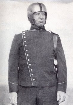 Israel graduates first women tank commanders