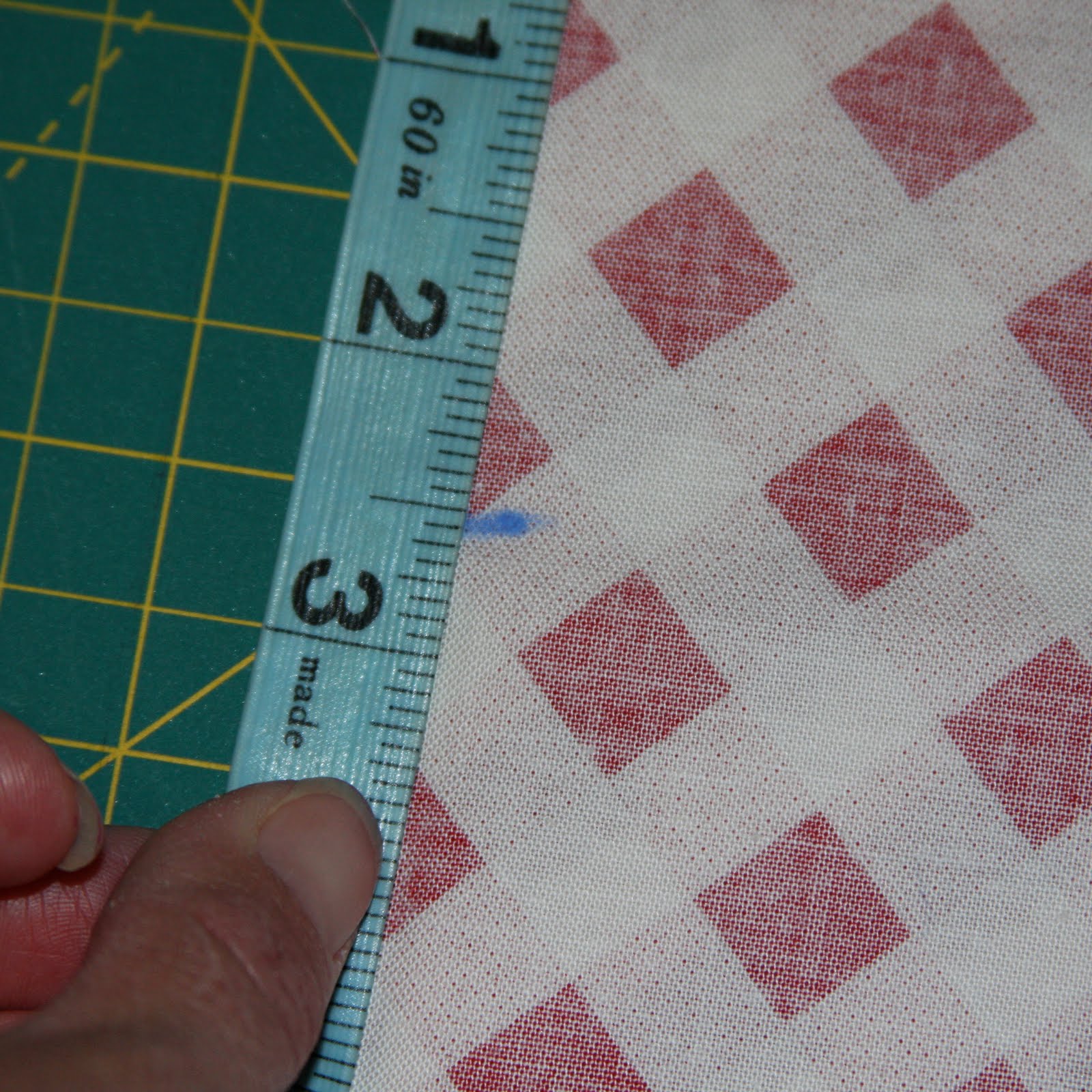Material Girls Quilts: The Fat Quarter Top