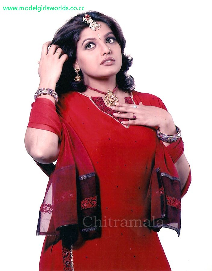 Ravali Hot Photo Shoot -2 | Fun Albam