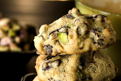 TANGELO PISTACHIO & DARK CHOCOLATE COOKIES ~ ZOMTBAKES