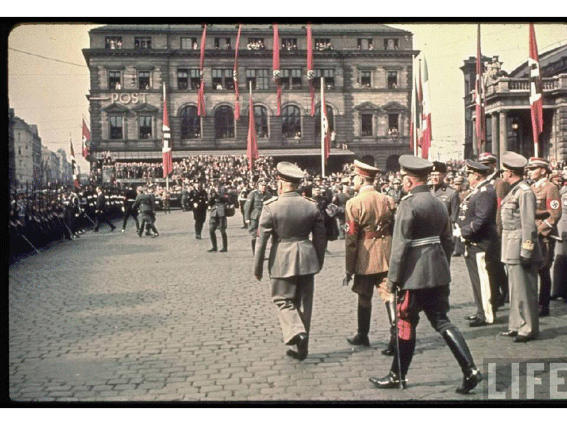 Alpendre da Lua: Imagens inéditas do III Reich (4)