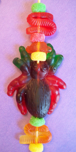 *Random Thoughts of a SUPERMOM!*: Guest Post: Lizard & Ladybug