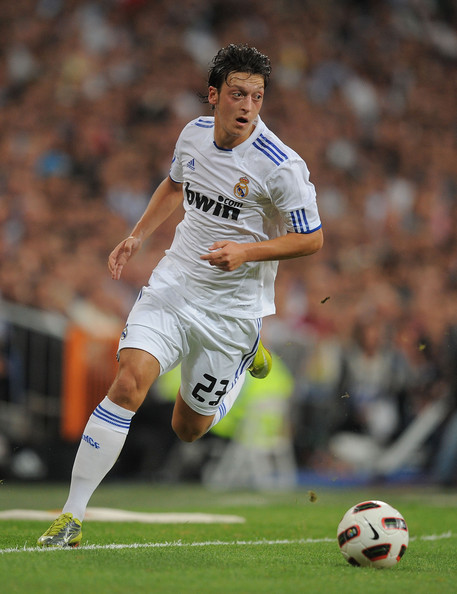 Profil Pemain Sepak Bola: Mesut Ozil