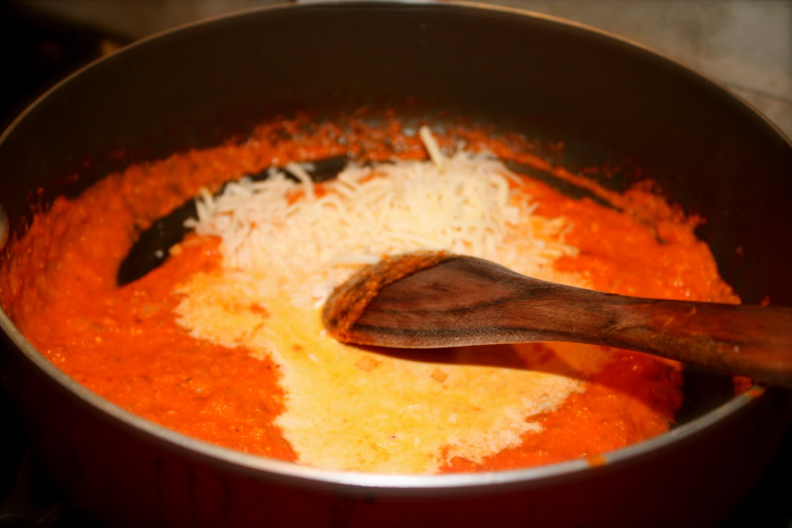 Madaket Market: Pink Princess Sauce