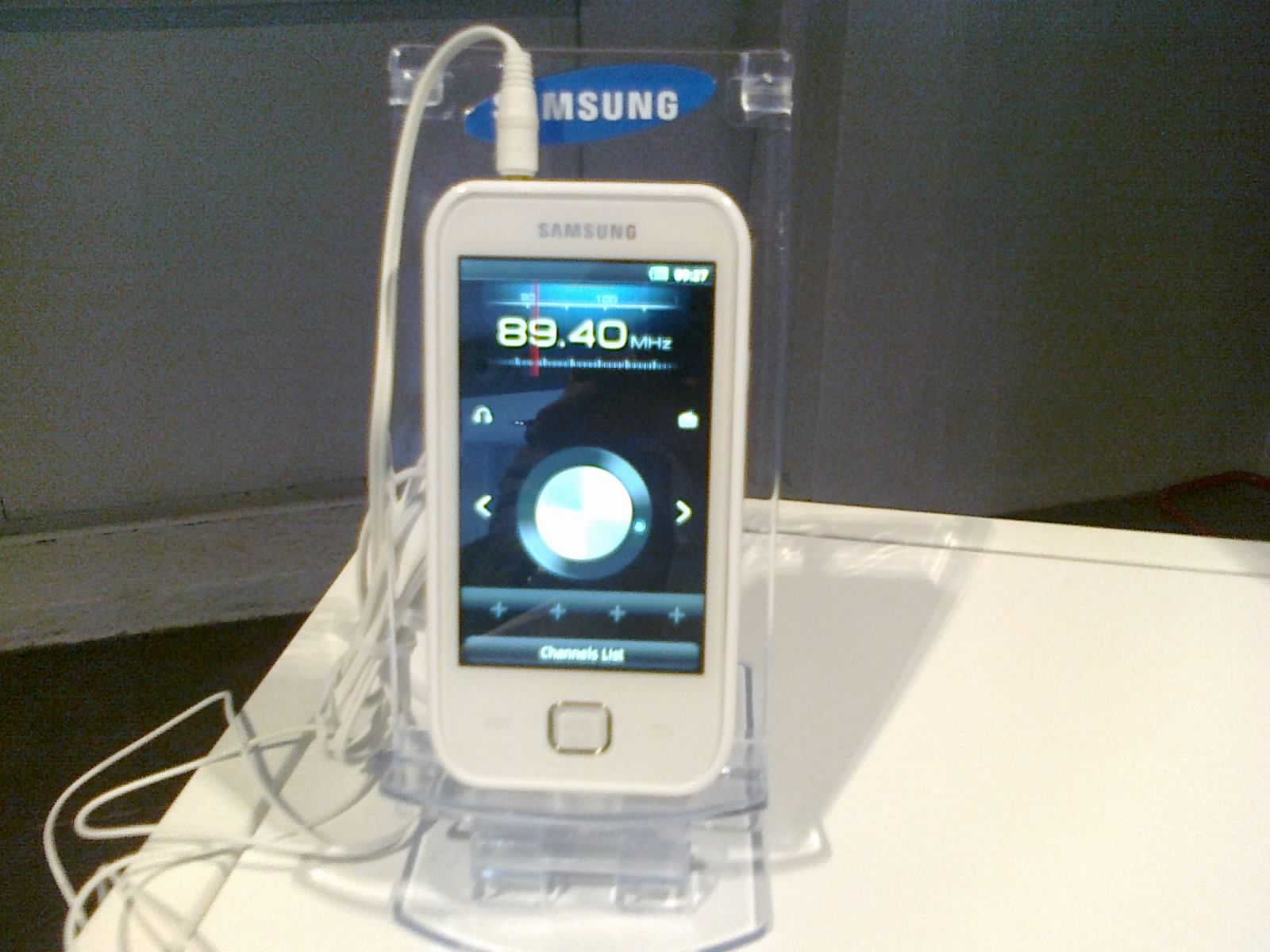 Radiopassioni: Samsung Galaxy Player, MP3 Android con radio FM