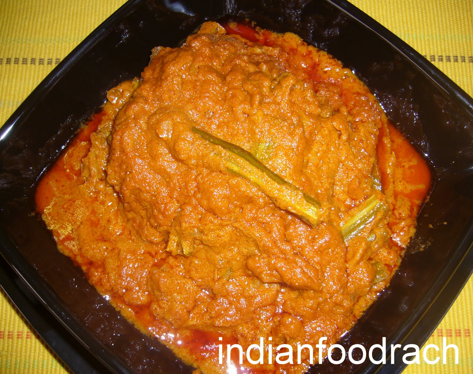 INDIAN FOOD: Drumstick masala gravy (Nuggekai gojju/Moringakai ...