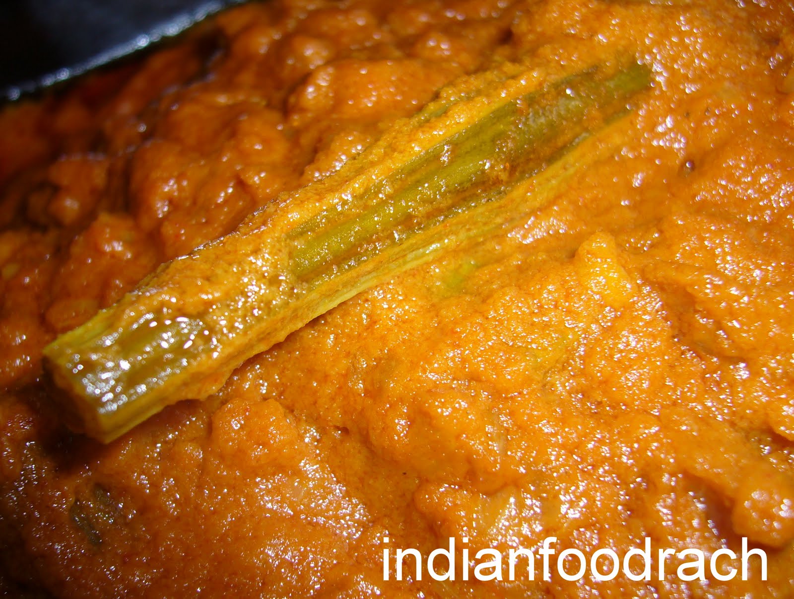 INDIAN FOOD: Drumstick masala gravy (Nuggekai gojju/Moringakai ...