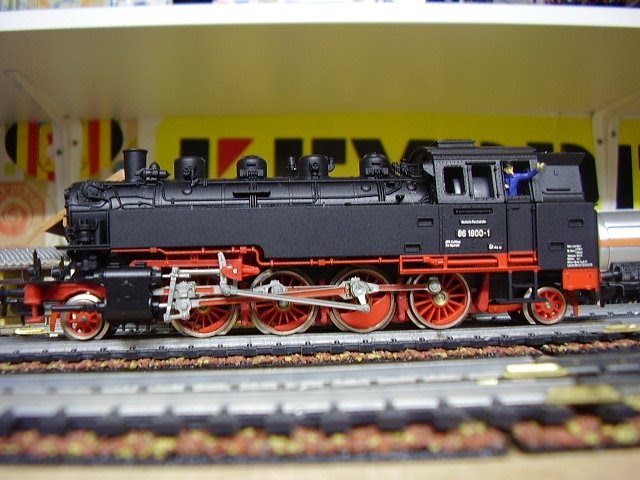 Le train d'olivier: Vapeur BR 86 DR Piko