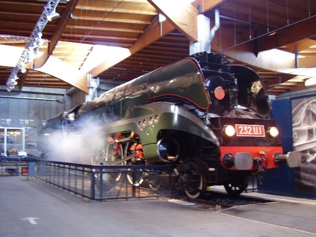 Le train d'olivier: Vapeur 232 U.1 "La Divine" SNCF Cité du train