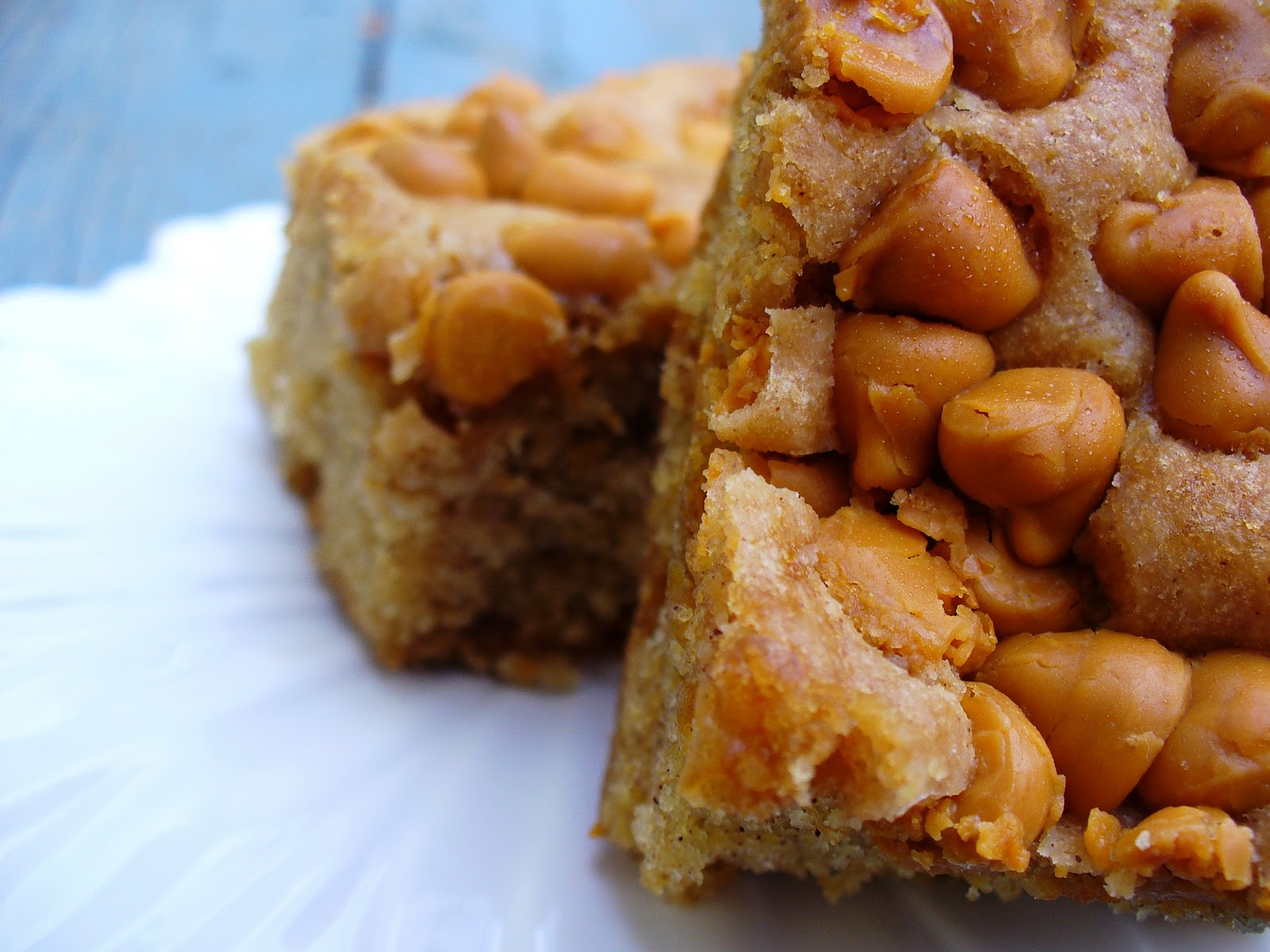 Leenee's Sweetest Delights: Butterscotch Apple Cake