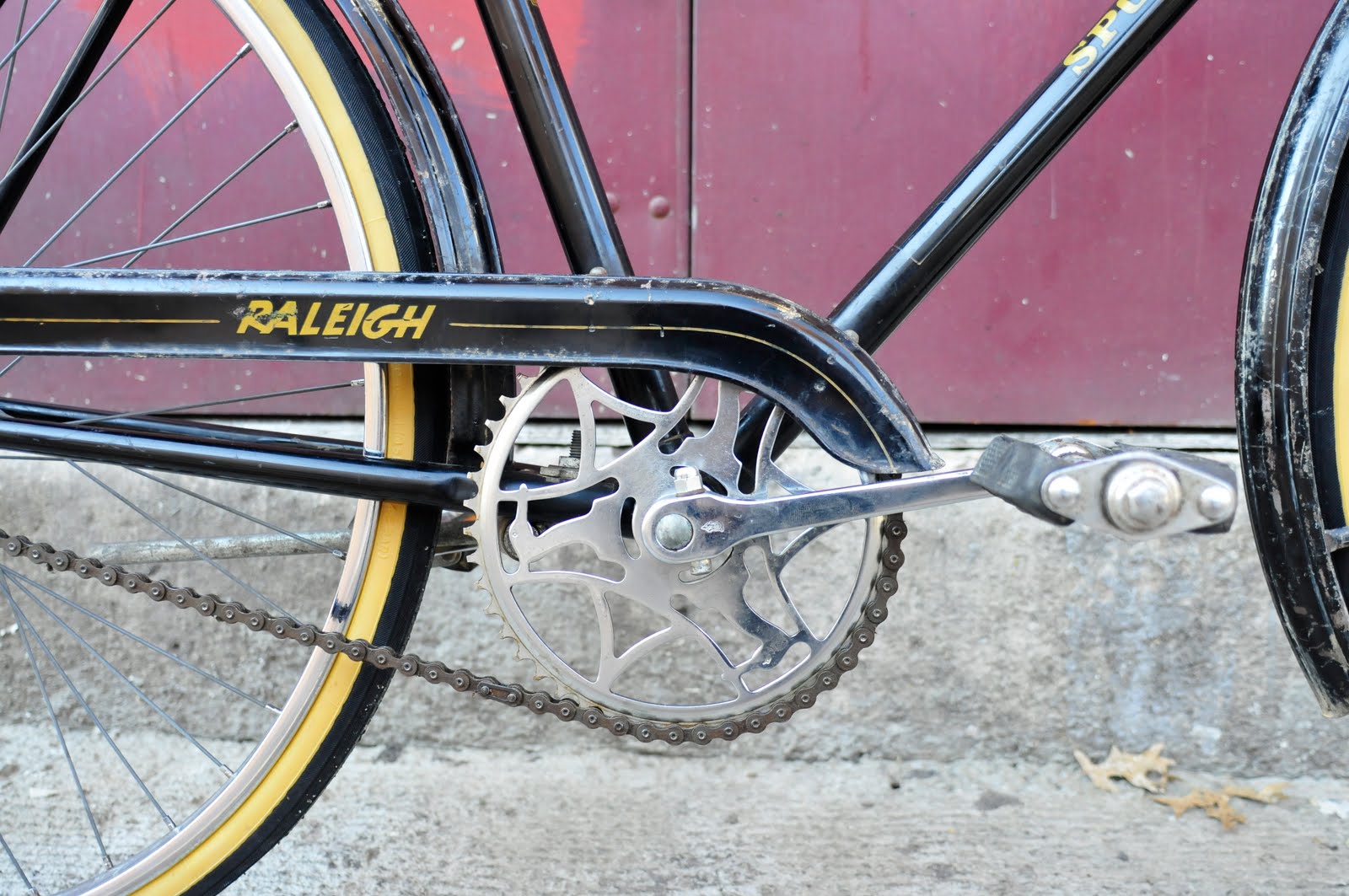 Vic's Classic Bikes: 1969 Raleigh Sport 3 Speed - $275