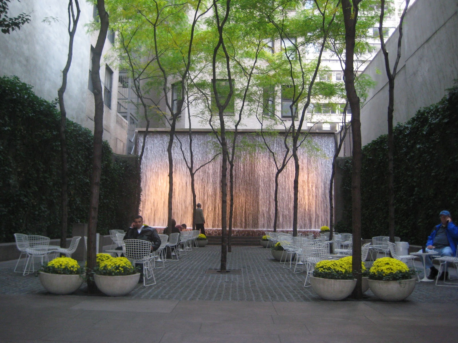 Adventures Of A Curious Gal: paley park..