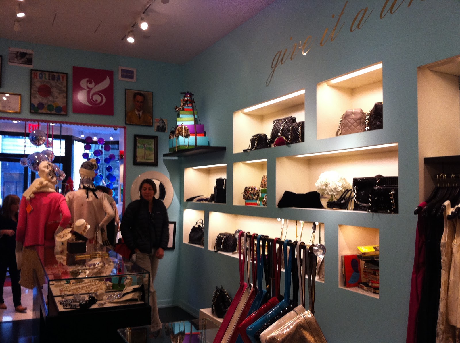 Strawberry and Lemons Travel: Pretty Stores