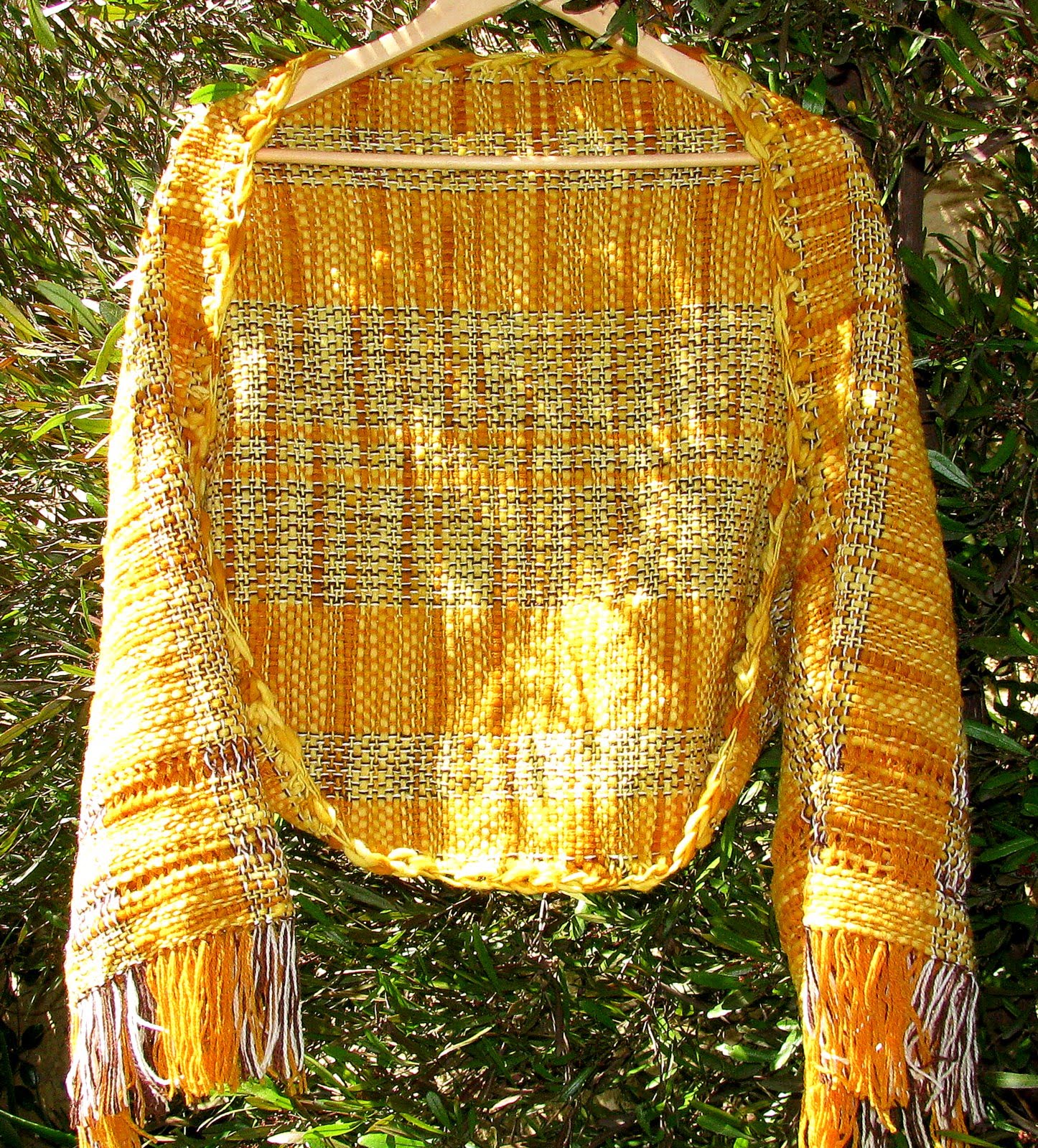 Andrea Barrios Authievre Tejidos a telar y crochet