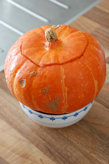 Fidgety Fingers: MR WASHY'S DELIGHTFUL PUMPKIN POT