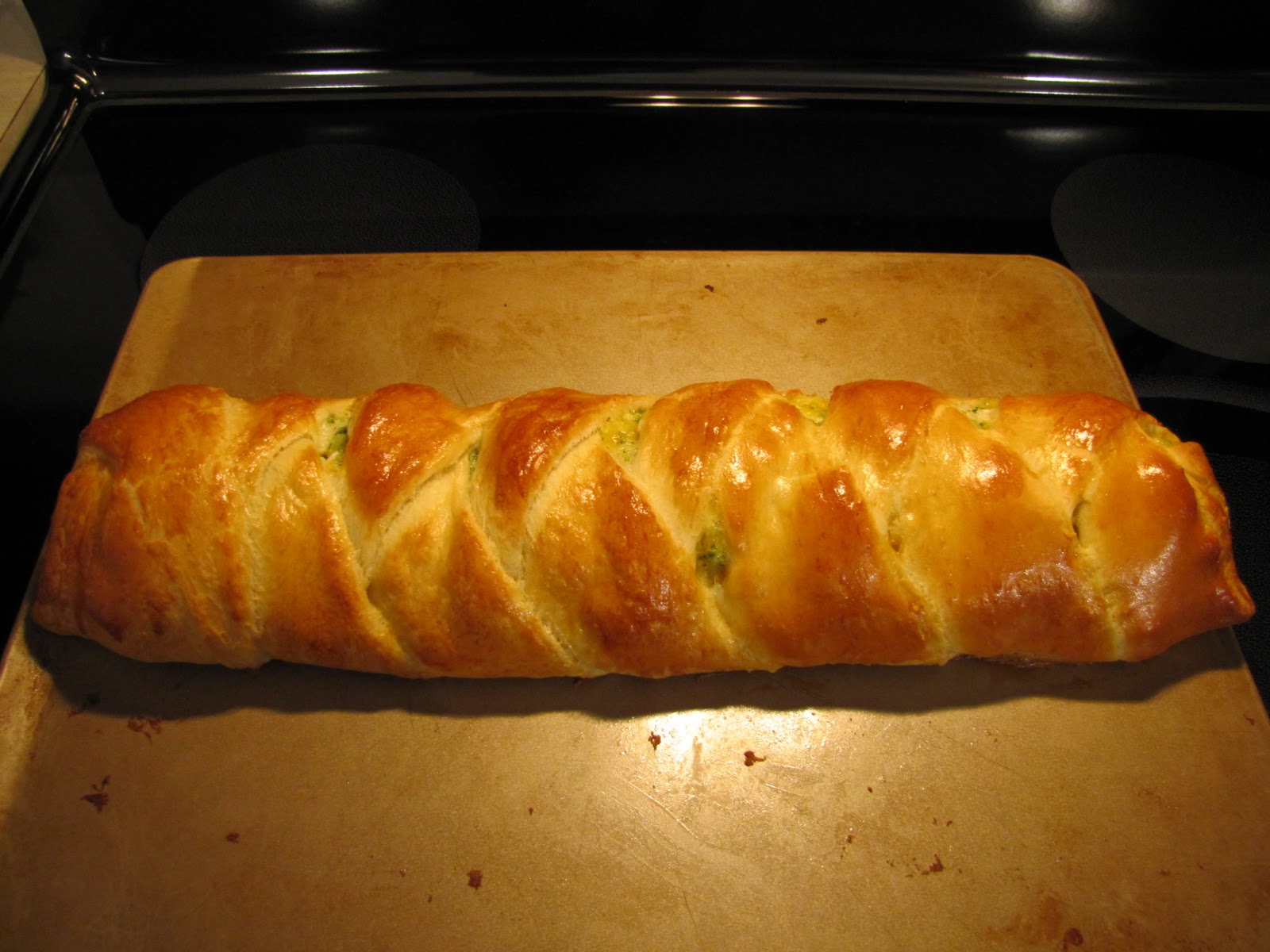 What's Cooking With The Inman's: Pampered Chef Chicken Broccoli Braid