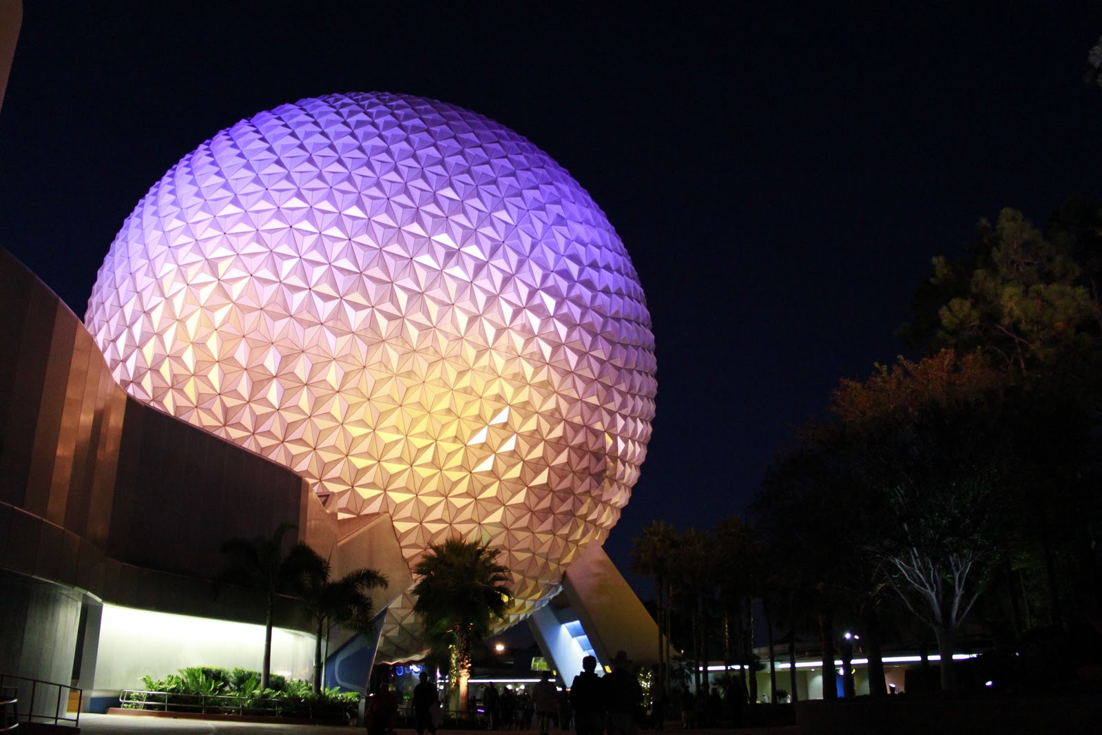 Life on the West Coast: Epcot Centre