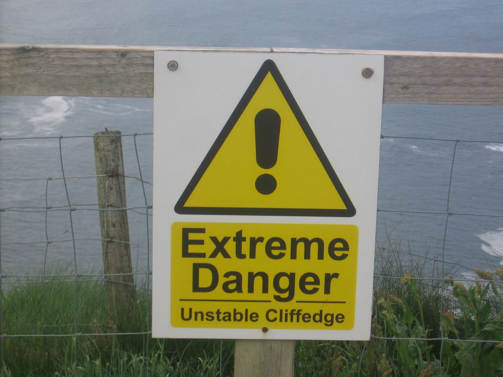 The Thompson's: Random Signs