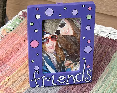 Stenciled Frame - Crafts by Amanda