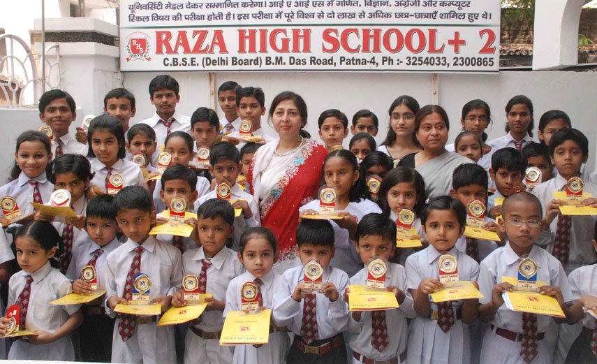 View Patna: Raza High School class toppers