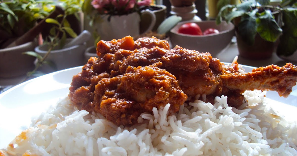 cooking up a storm in a teacup: Persian Rice.
