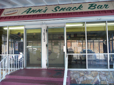 PIG OUT SPOTS: Ann's Snack Bar (Atlanta, GA)