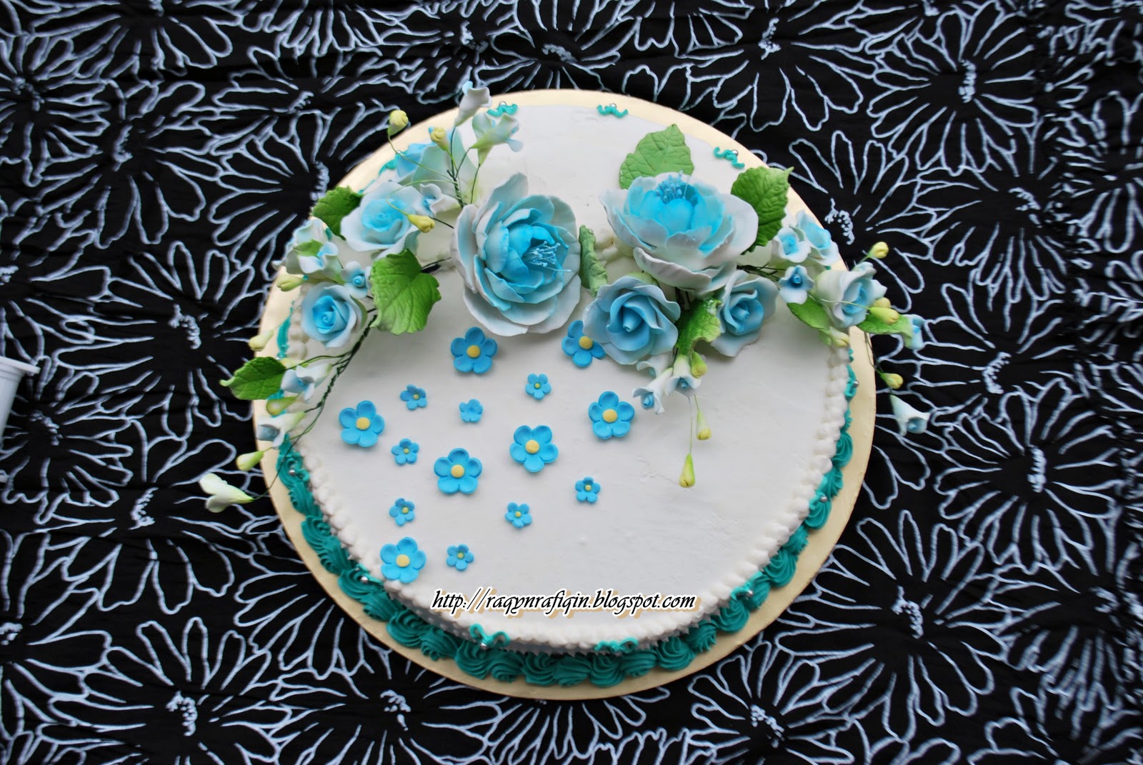 Kek di LUNAS KULIM.TEMPAHAN KEK SEKITAR UTARA: 2 Tiers Wedding Cakes