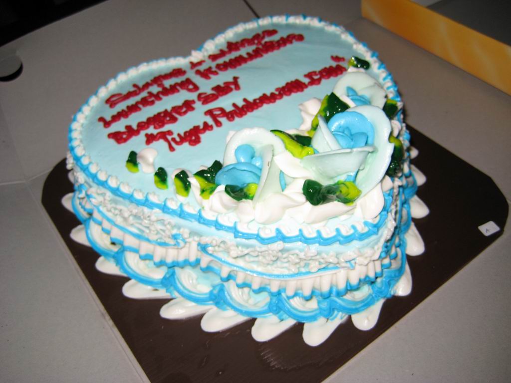 tuhirahsa cake & bakery: aneka macam & bentuk kue karya tuhirahsa cake ...