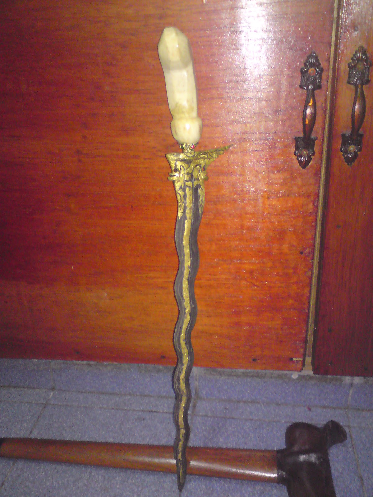 AZMIE ART PARANG,PISAU DAN KERIS: contoh parang dan keris