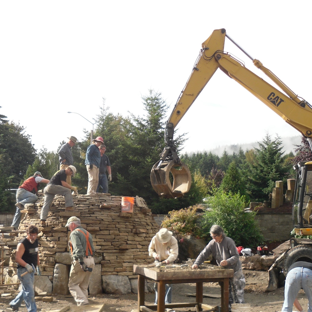 Thinking With My Hands: Weighing in on different ways to lift heavy stones.