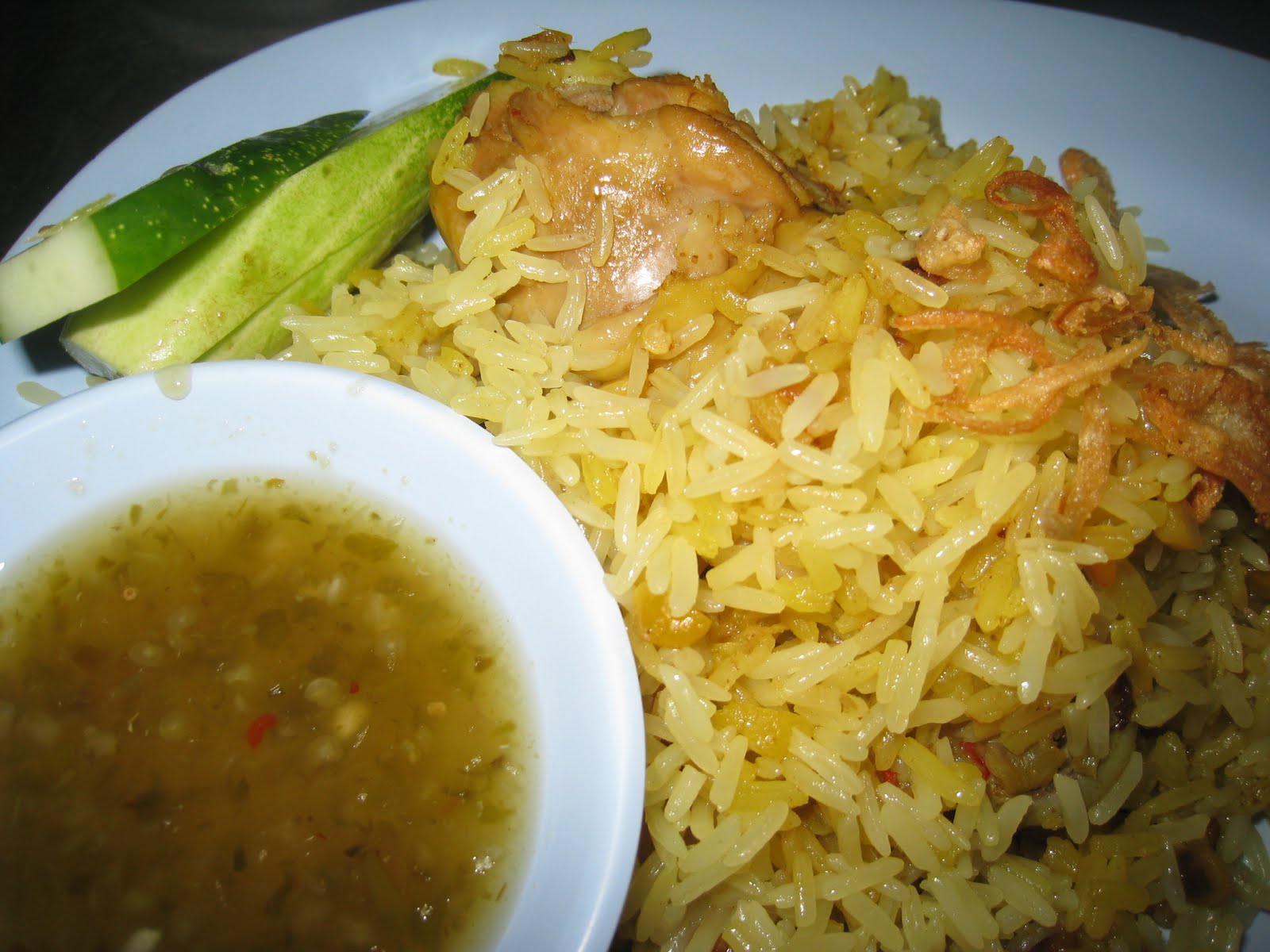 Hungry in Bangkok: Muslim Yellow Rice with Roasted Chicken & Spices