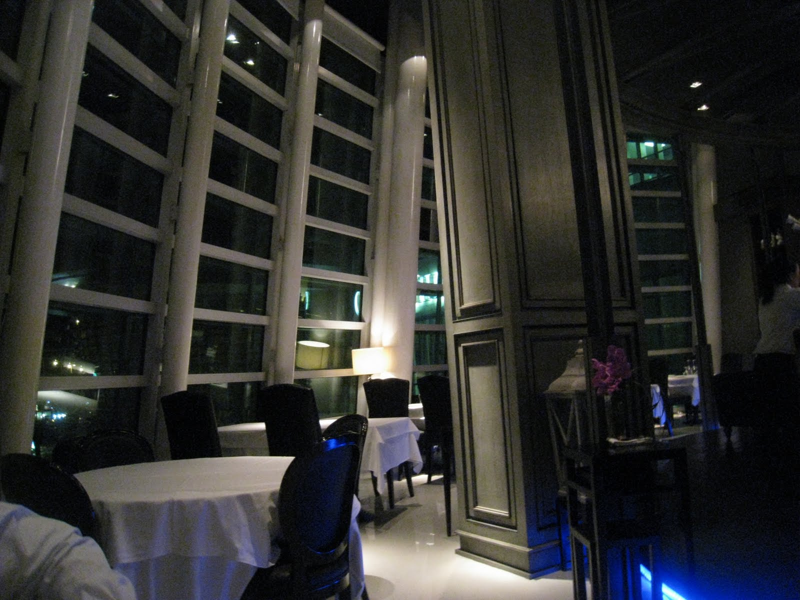 Hungry in Bangkok: Water Library