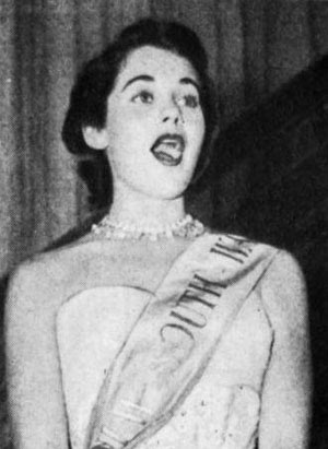 AUSTRALIAN BEAUTIES: 1954 MISS AUSTRALIA