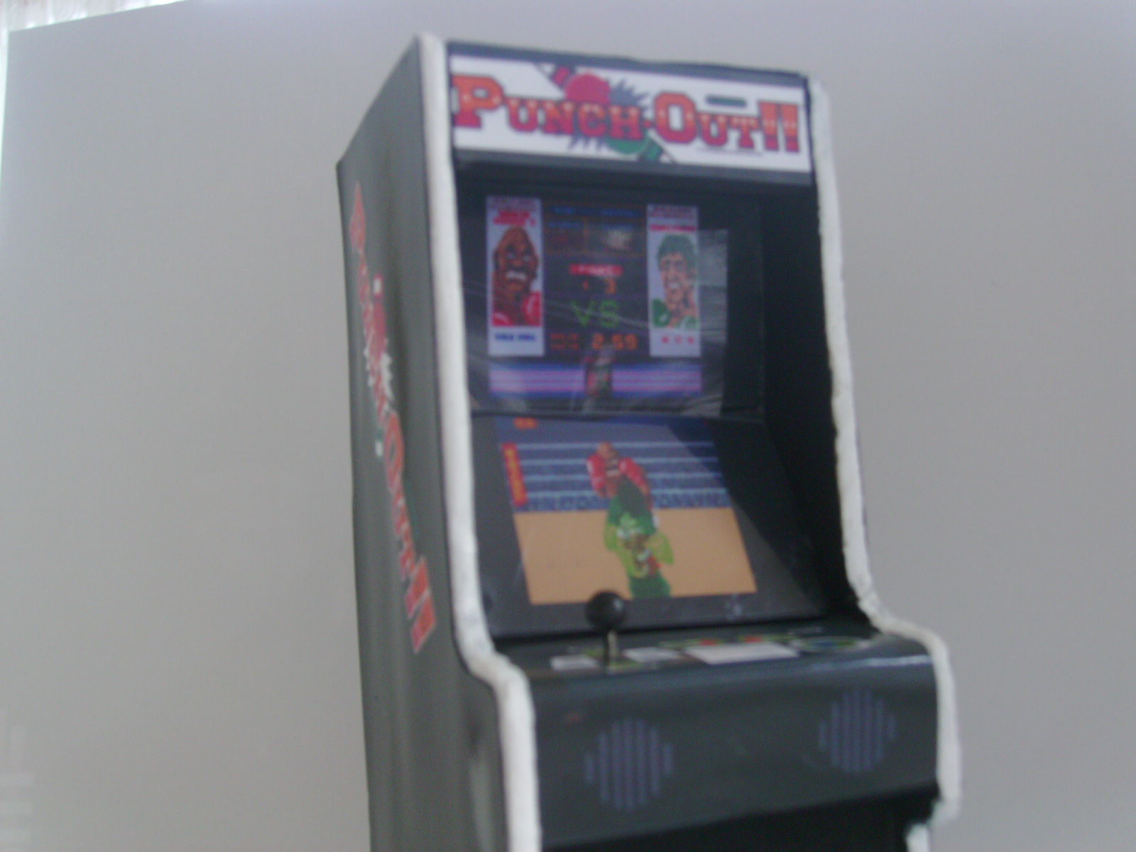 Retro Heart: PUNCH OUT - Custom Scale Arcade Model